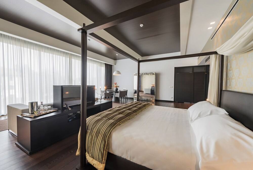 Devero Hotel & Spa, BW Signature Collection in Milan | Best Rates ...
