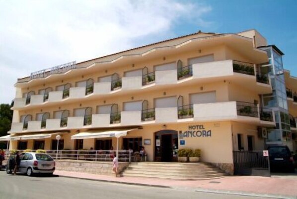 Hotel Ancora en Palamós - Hotels.com