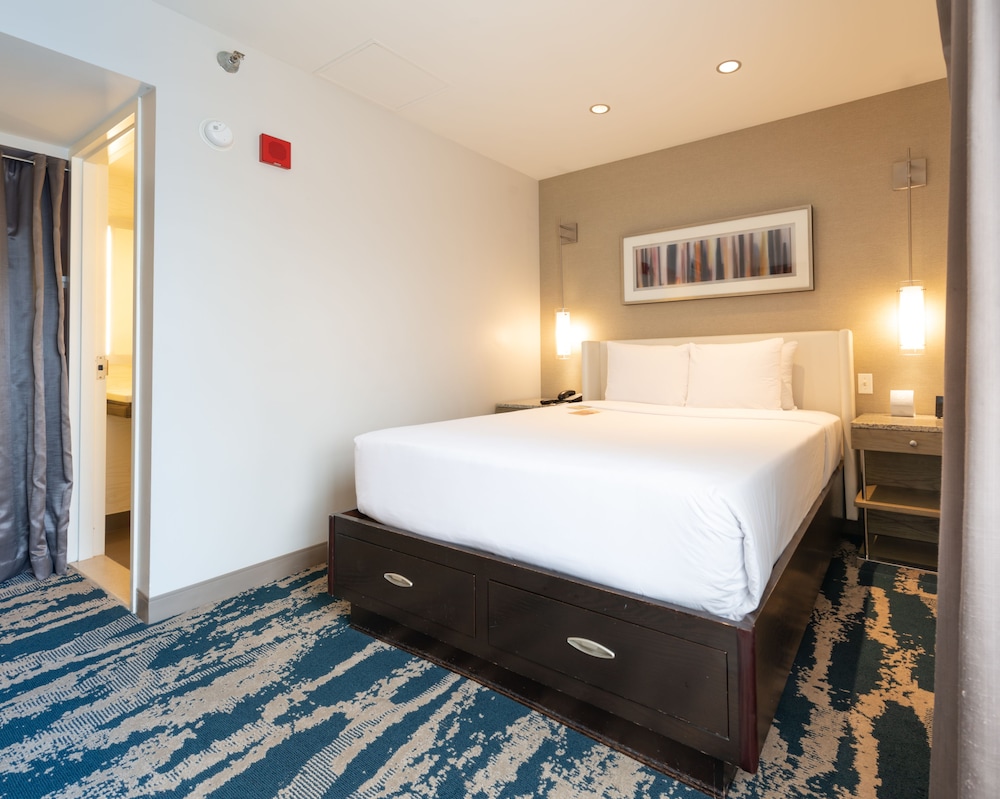 Hotel Felix River North/Magnificent Mile in Chicago | Best Rates ...