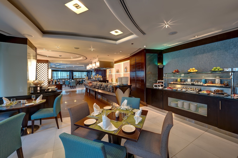 Rose Rayhaan by Rotana in Dubai | Best Rates & Deals on Orbitz