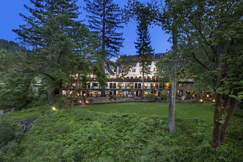 Benbow Historic Inn in Garberville | Best Rates & Deals on Orbitz