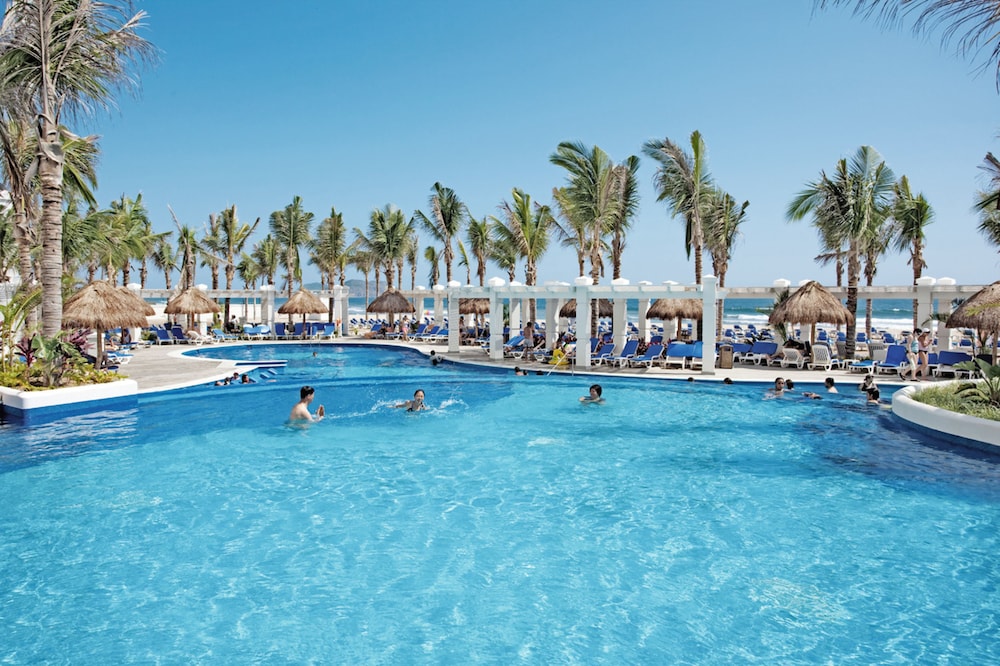 Riu Emerald Bay - All Inclusive in Mazatlán | Best Rates & Deals on Orbitz