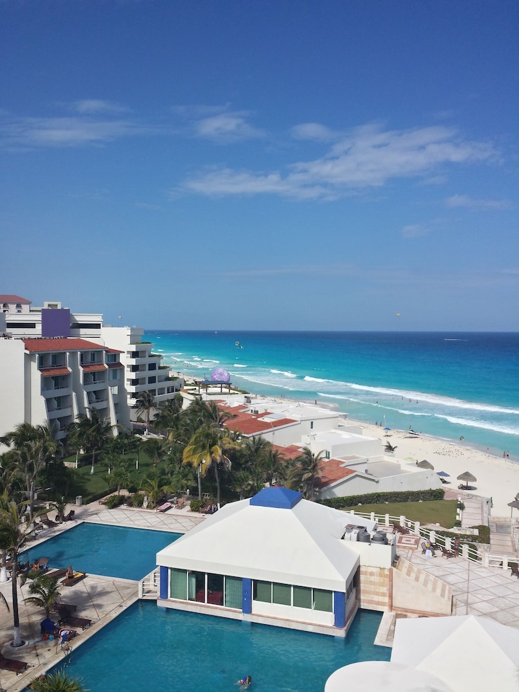 Solymar Cancun Beach Resort in Cancun | Best Rates & Deals on Orbitz