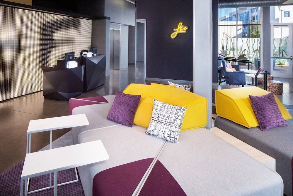 Top 10 Hotels With Rooftop Pool In Tempe, Arizona | Trip101