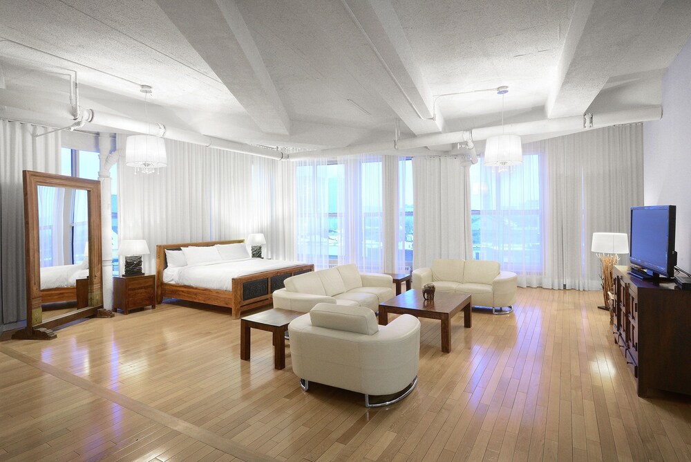 Book Loft Hotel | Montreal Hotel Deals