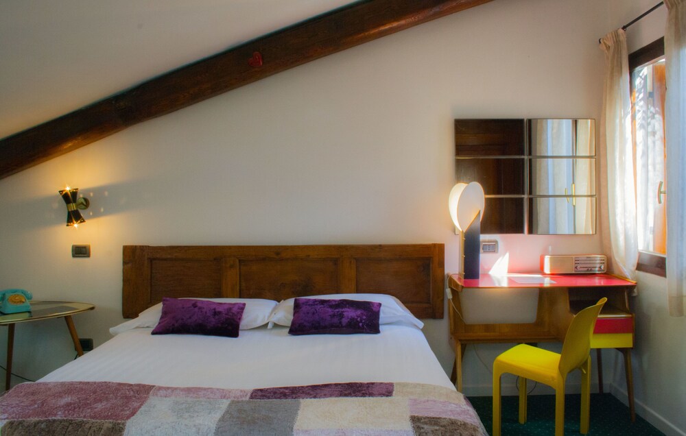 Boutique Hotel Trieste: Deals & Reviews (Verona, ITA) | Wotif