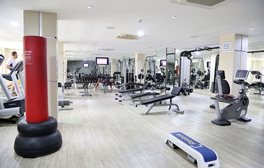 Alisa Hotel North Ridge, Accra: $170 Room Prices & Reviews | Travelocity