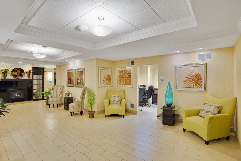 Holiday Inn Express Hotel & Suites Lebanon, an IHG Hotel in Lebanon ...