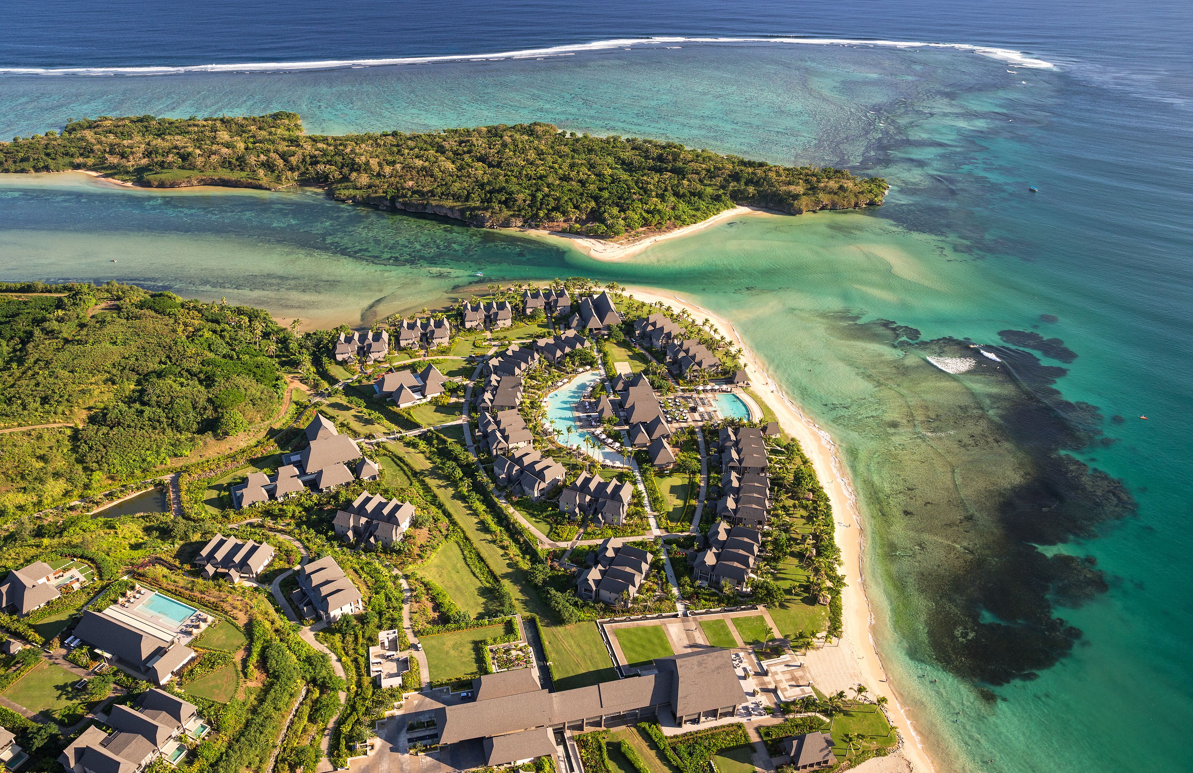 Radisson Blu Resort Fiji Denarau Island (Nadi, FJI) | Expedia.com.au
