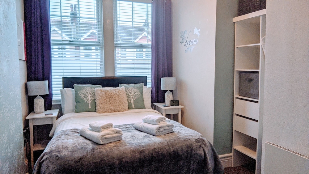 Ebor Lodge: AU$150 Deals & Reviews (Eastbourne, GBR) | Wotif