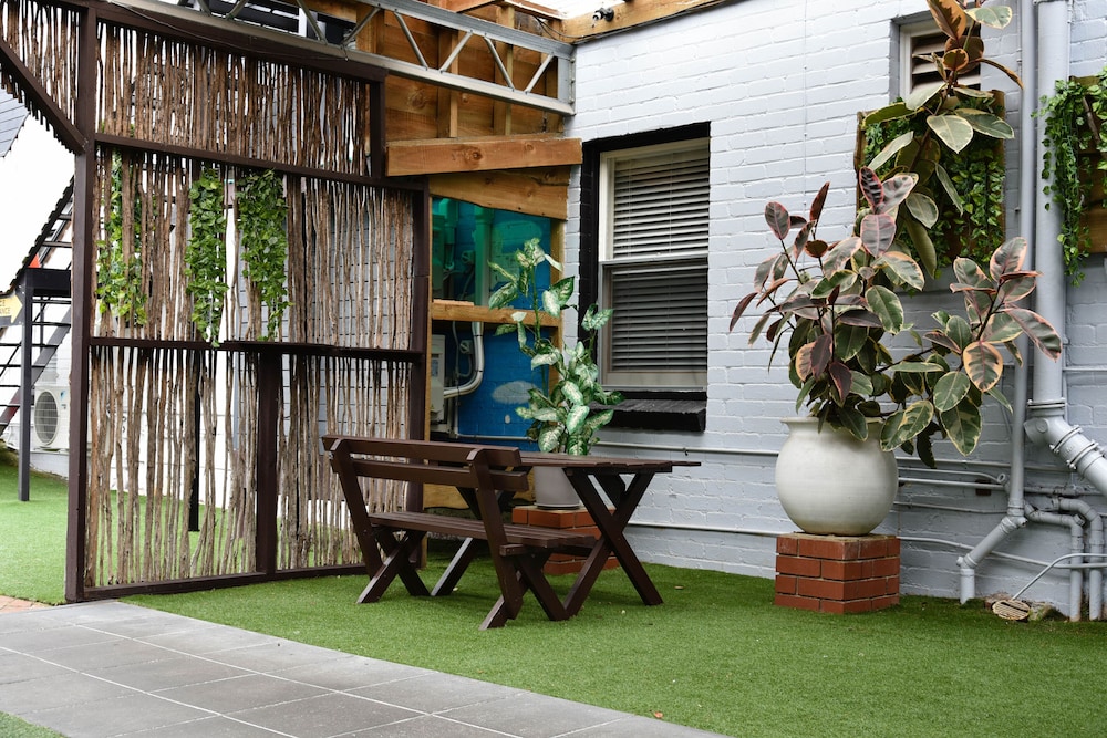 Hobart Tower Motel Deals & Reviews (Hobart, AUS) | Wotif