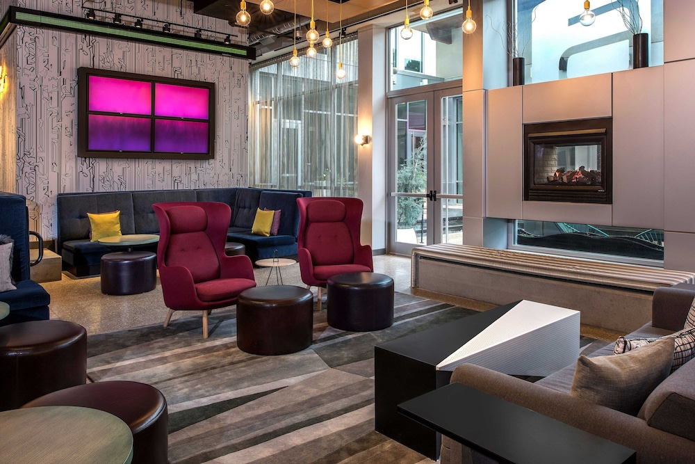 Aloft Charlotte Ballantyne, Charlotte: $131 Room Prices & Reviews ...