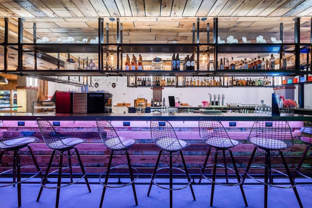 Moxy Washington, DC Downtown in Washington | Best Rates & Deals on Orbitz