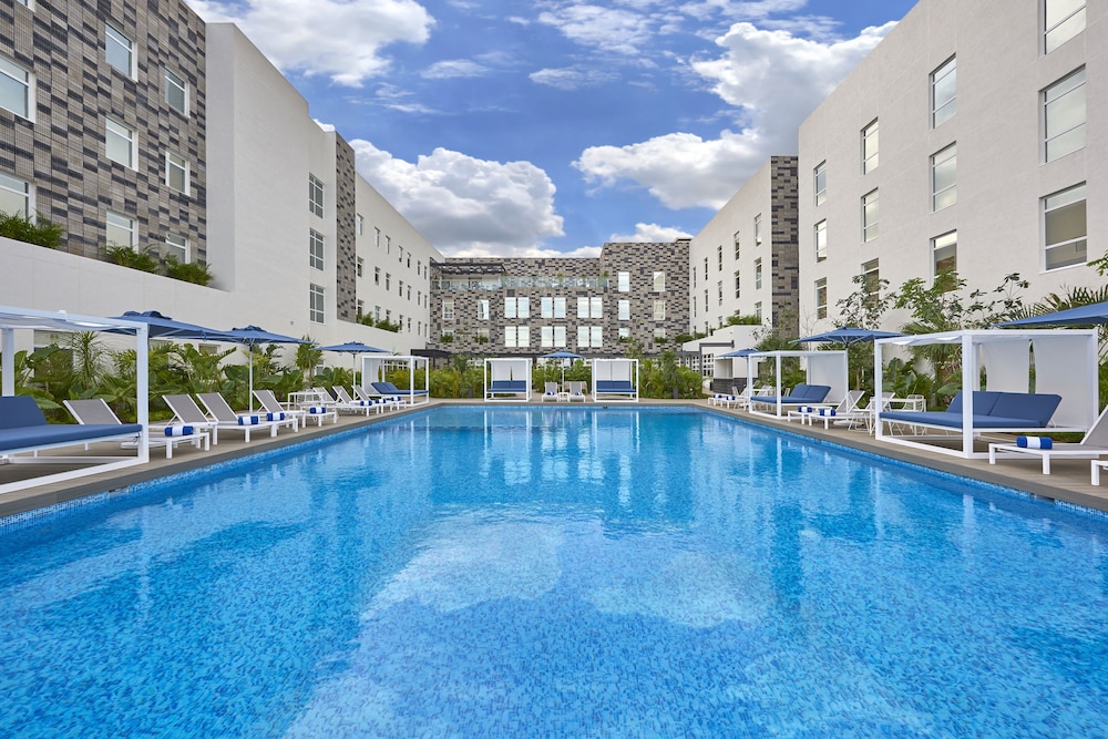 City Express Plus by Marriott Cancún Aeropuerto Riviera in Cancun ...