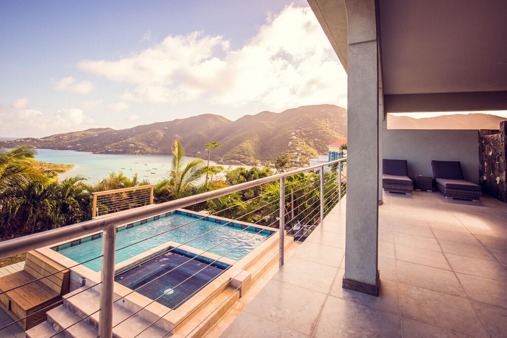 Brand New- Romantic, Fully Loaded Relaxing 2 Bedroom for 1 or 2 Couples ...