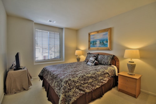 Large Gorgeous Corporate House In Prime Location - Milpitas, CA