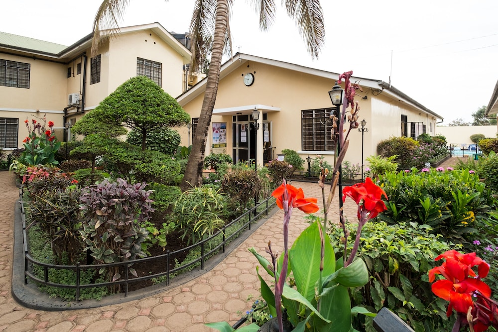 Springlands Hotel Moshi: AU$360 Deals & Reviews (Moshi, TZA) | Wotif