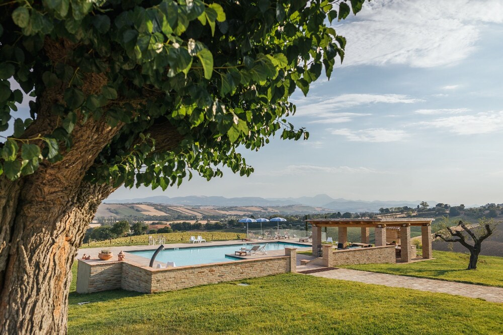 QUERCIA apartment, 210 sqm with shared swimming pool - Santa Maria ...