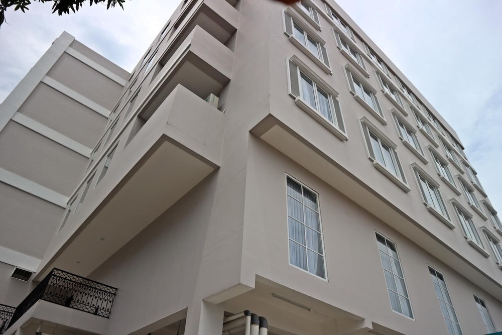 Shalva Jakarta in Jakarta | Best Rates & Deals on Orbitz