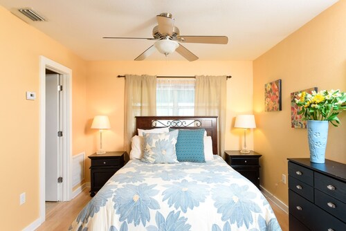 Executive Condo Near Downtown Tampa - Tampa