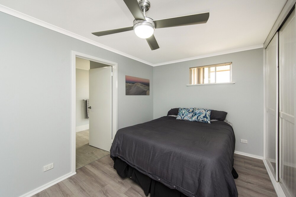 Watch the magnificent sunsets and views to Lancelin Island: Deals ...