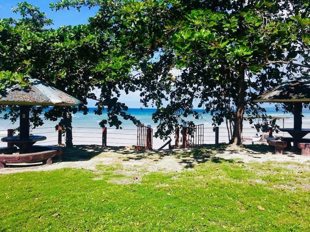 D's Ocean View Beach Resort, Siquijor: Room Prices & Reviews | Travelocity