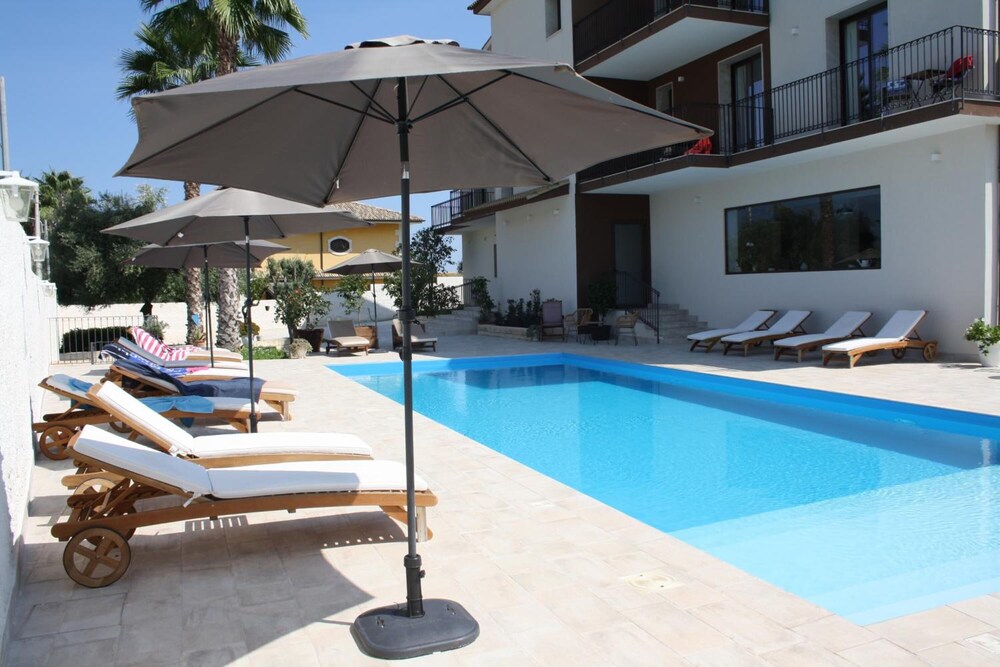 Amada Hotel Siracusa Deals & Reviews (Melilli, ITA) | Wotif
