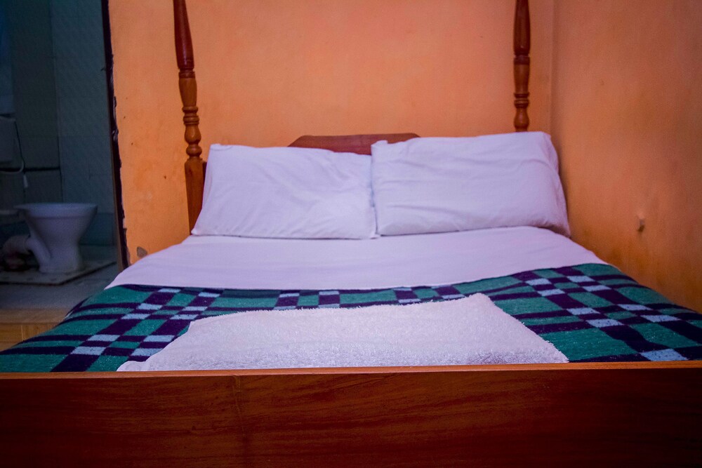 Signal Gardens Hotel: AU$45 Deals & Reviews (Kitui, KEN) | Wotif