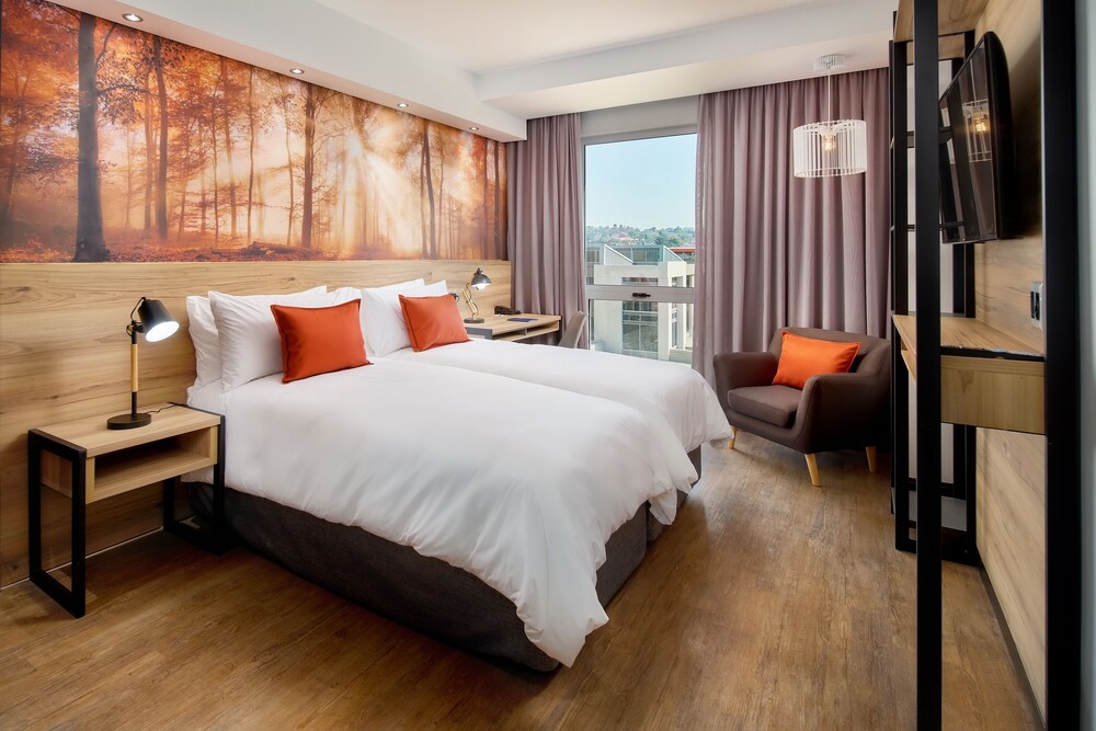 Protea Hotel by Marriott Pretoria Loftus Park, Johannesburg: $50 Room ...