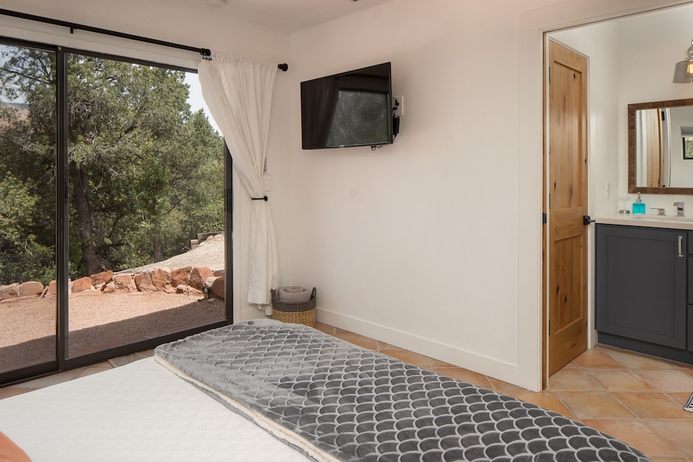 BRAND NEW REMODELED HOME WITH STUNNING VIEWS!!! - Sedona | Vrbo