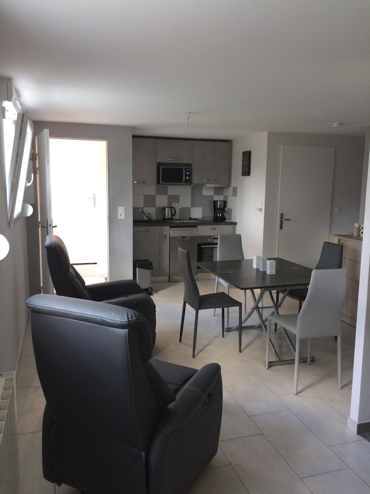 Studio, two people, Haut-Doubs, Plateau du Pays Horloger between Maîche ...