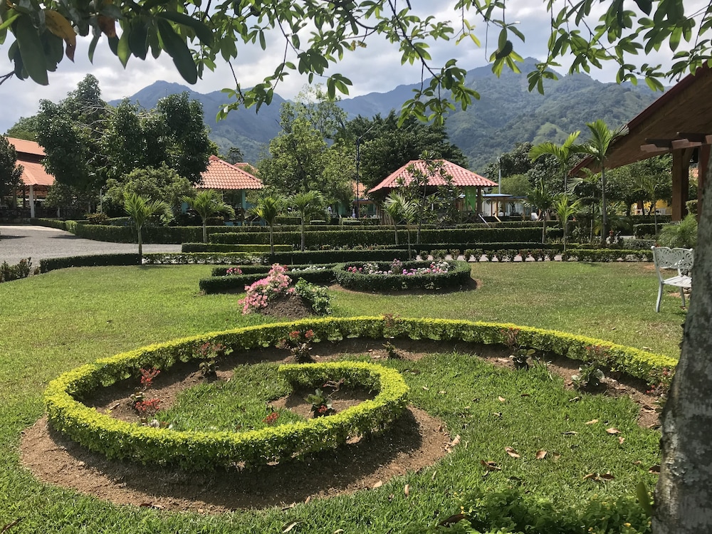 Hotel Rancho Guacamayos in Bonao | Best Rates & Deals on Orbitz