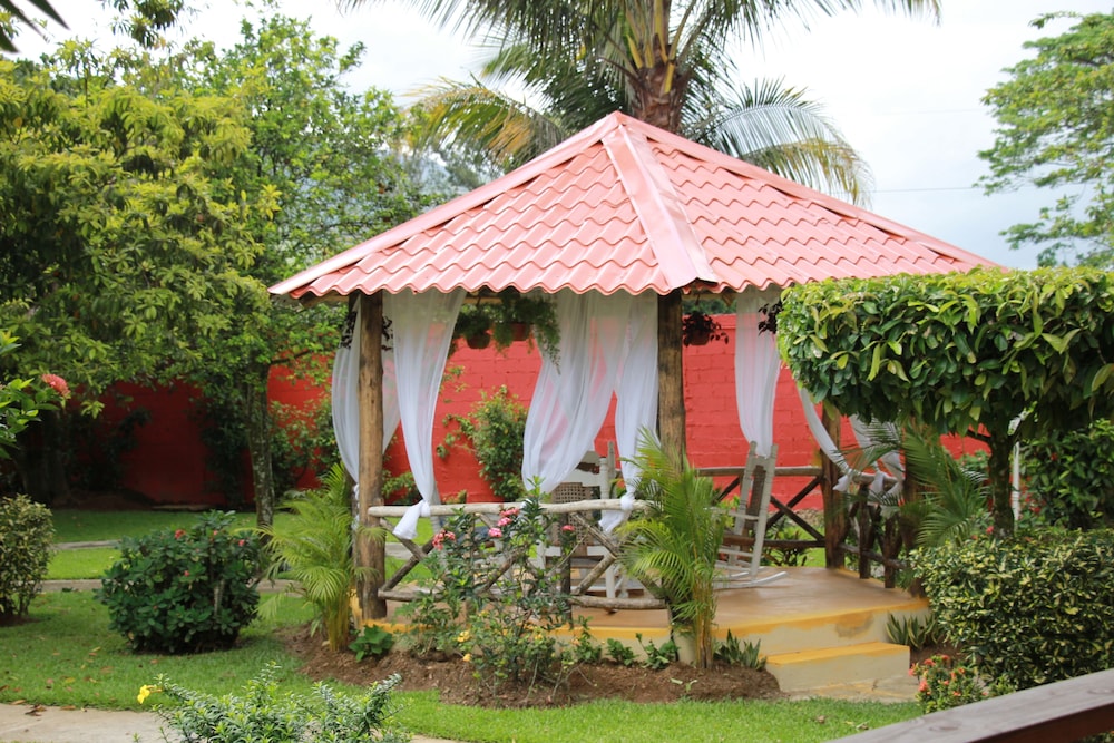 Hotel Rancho Guacamayos: 2019 Room Prices $53, Deals & Reviews | Expedia