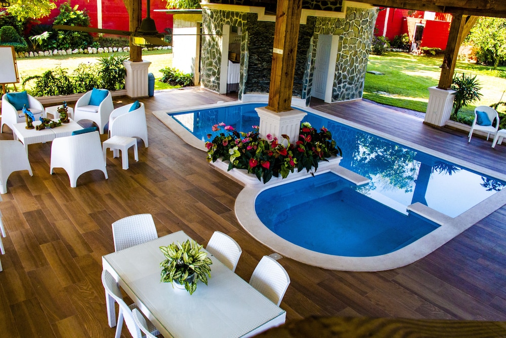 Hotel Rancho Guacamayos in Bonao | Best Rates & Deals on Orbitz