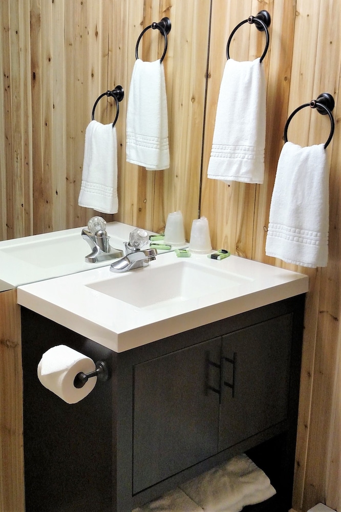 Memorytown USA, Mount Pocono: $159 Room Prices & Reviews | Travelocity