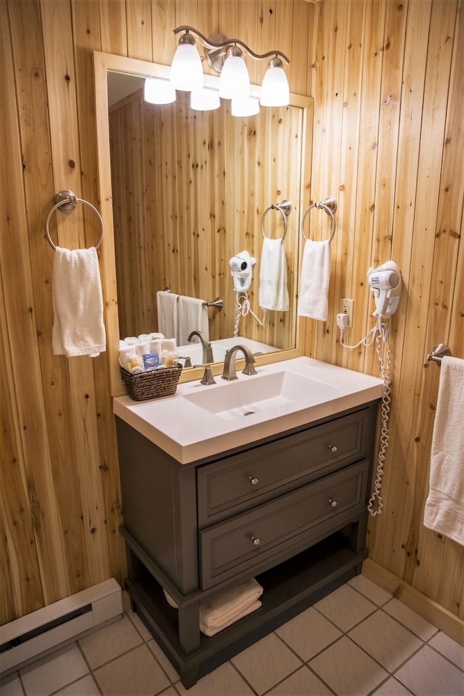 Memorytown USA, Mount Pocono: $142 Room Prices & Reviews | Travelocity