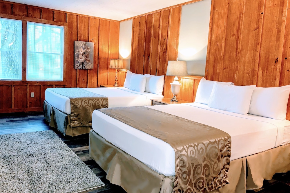 Memorytown USA, Mount Pocono: Room Prices & Reviews | Travelocity