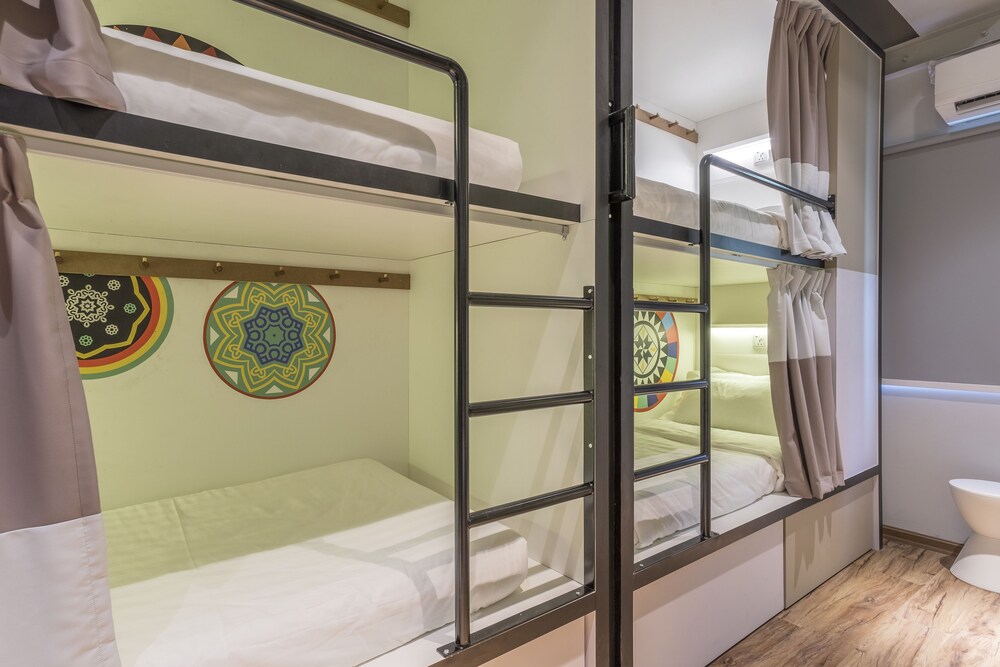 TOOJOU Kota Kinabalu - Hostel: AU$58 Deals & Reviews (Kota Kinabalu ...