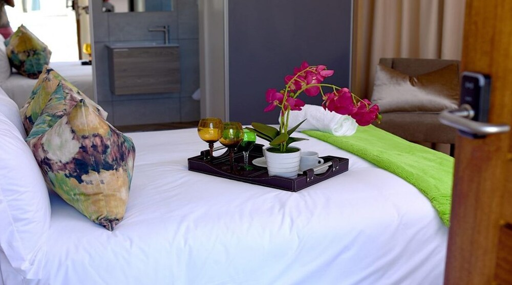Aloe Lifestyle Hotel, Eshowe: Room Prices & Reviews | Travelocity