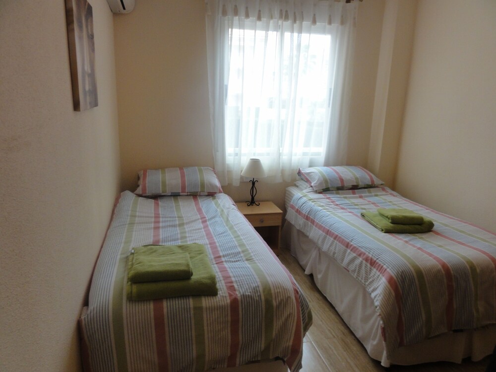 Luxury ground floor apartment - just 8 minutes walk to Arenal beach ...