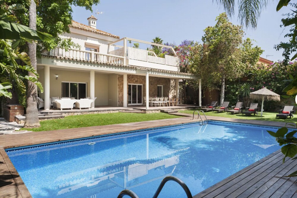 !! Villa with two beautiful chimneys, enjoy the winter! - El Puerto de ...