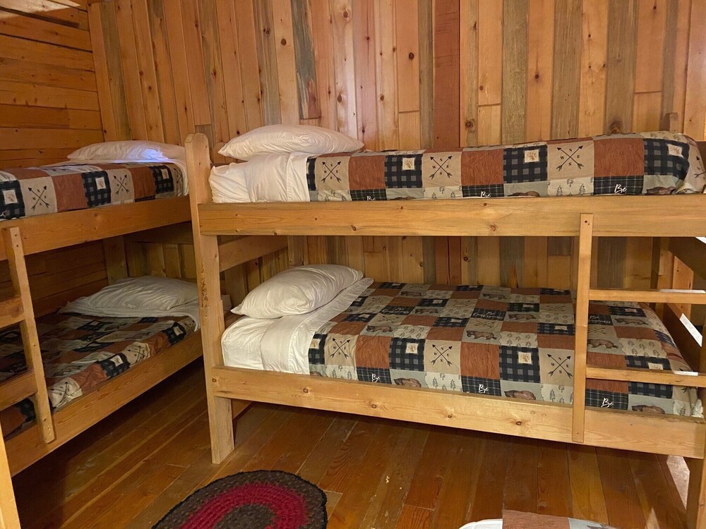Tamarack Cabin at Columbia Mountain Ranch - Flathead County | Vrbo
