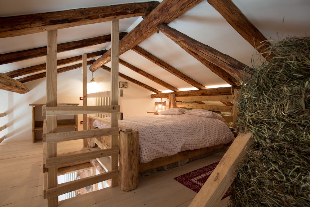 Hay Farm Chalet with Private Sauna and Breathtaking Views of the ...