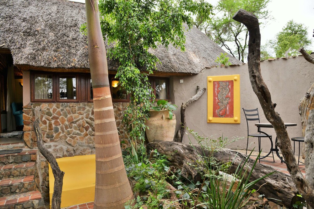 Pamuzinda Safari Lodge, Selous: Room Prices & Reviews | Travelocity