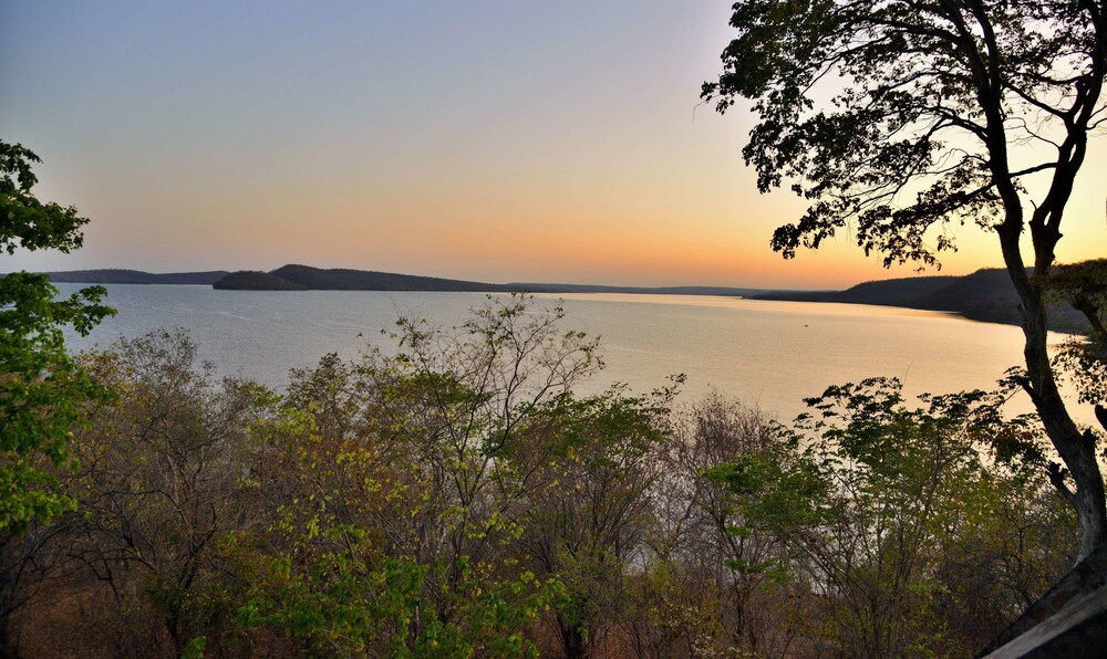 Masumu River Lodge, Binga: Room Prices & Reviews | Travelocity