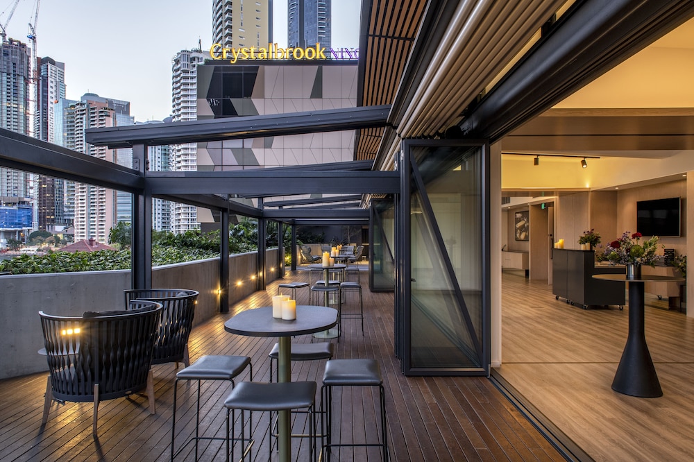 Crystalbrook Vincent, Brisbane: $116 Room Prices & Reviews | Travelocity