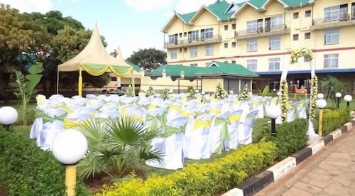 Nice Digital Hotel Mwea, Nairobi: Room Prices & Reviews | Travelocity