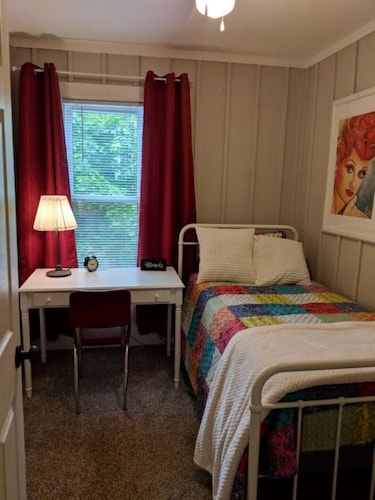 Jamestown Charmer Close To Downtown (With A/c) - Jamestown, NY