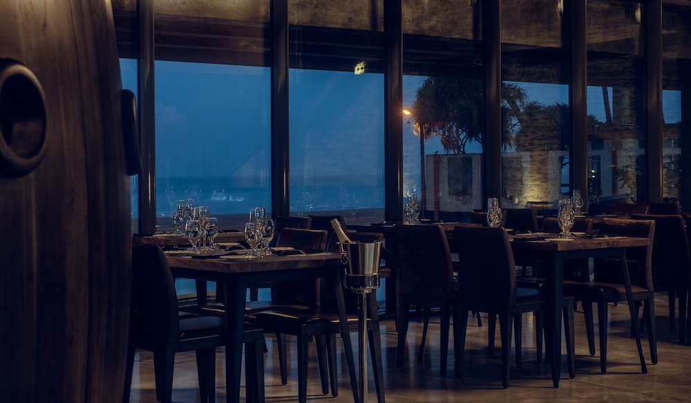 Pledge Scape in Negombo | Best Rates & Deals on Orbitz