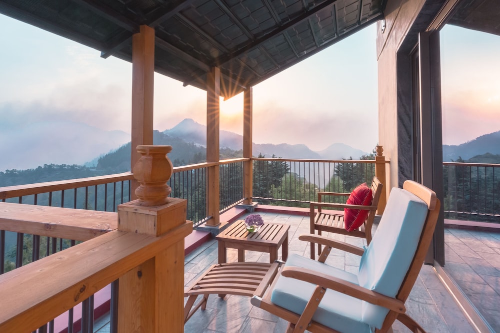 Taj Theog Resort & Spa, Shimla: AU$199 Deals & Reviews (Theog, IND) | Wotif